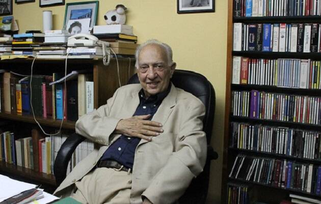 "Semejante a los dioses", un cuento de Sergio Pitol sobre la ...